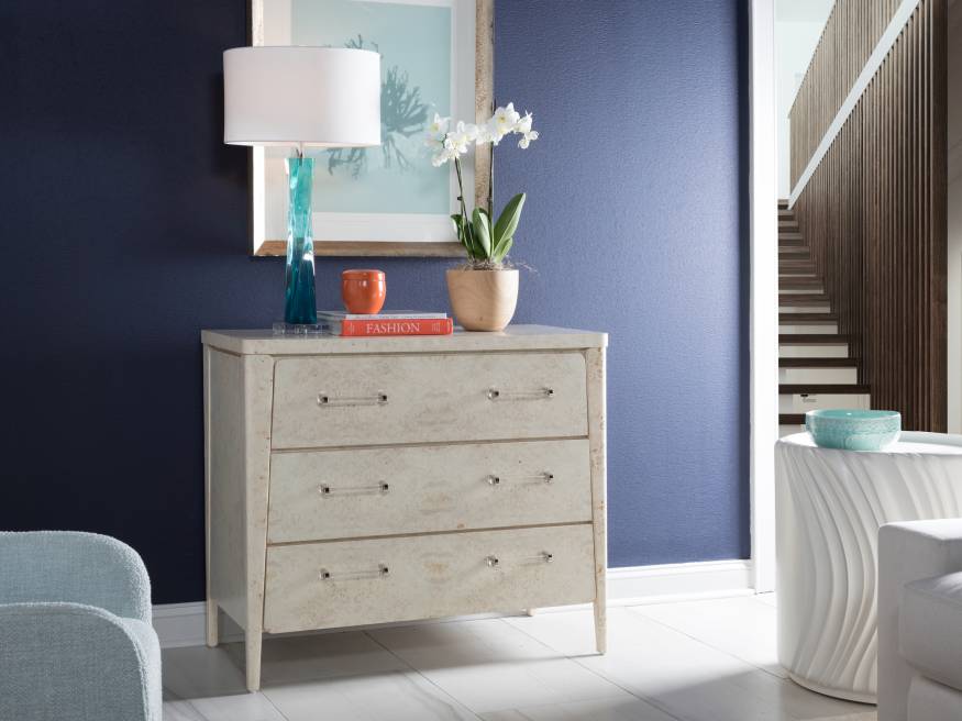 2330-973 | Baronet Hall Chest | Signature Designs| Lexington Home