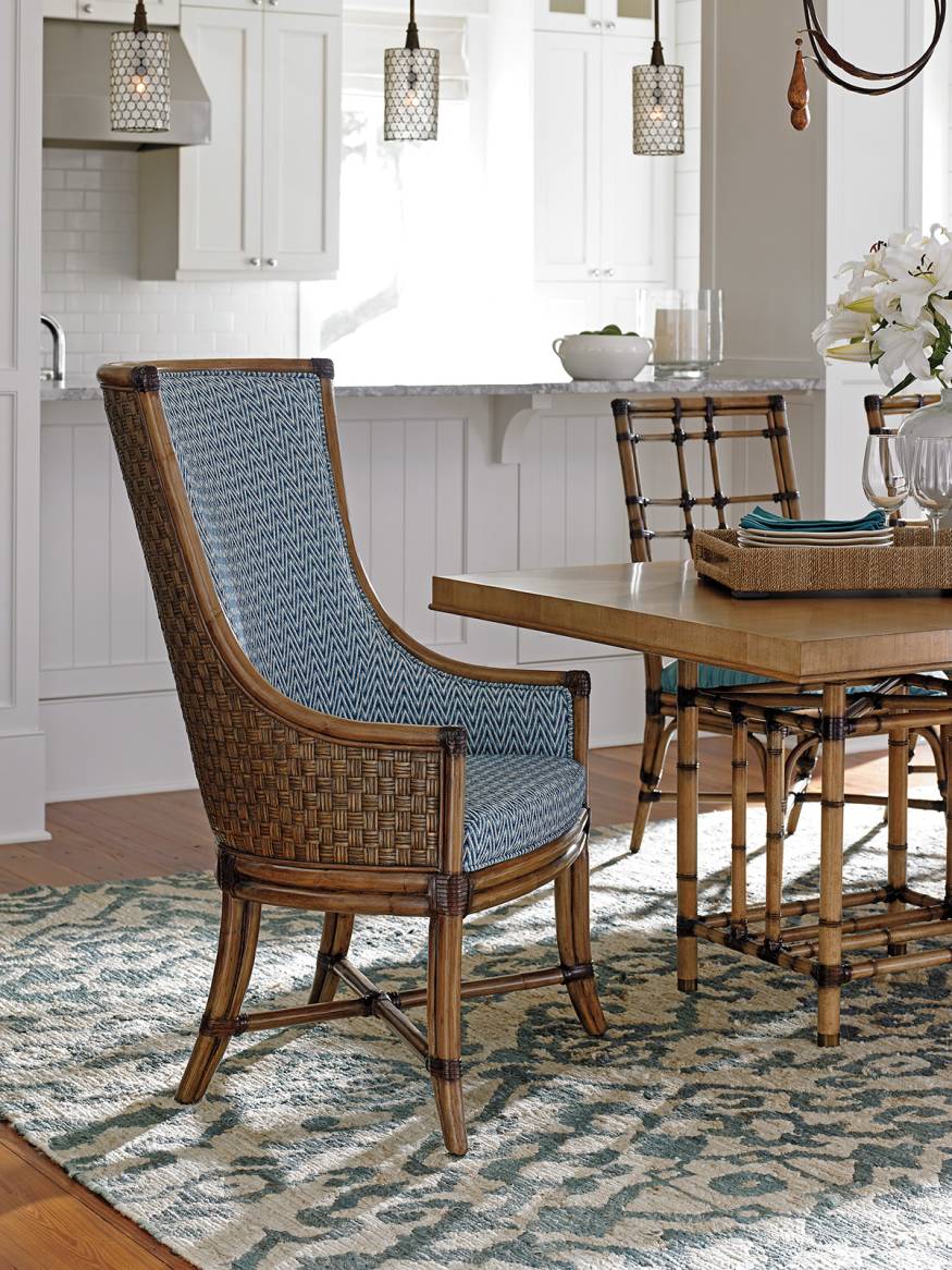 558-885 | Balfour Host Arm Chair | Twin Palms| Lexington Home Brands