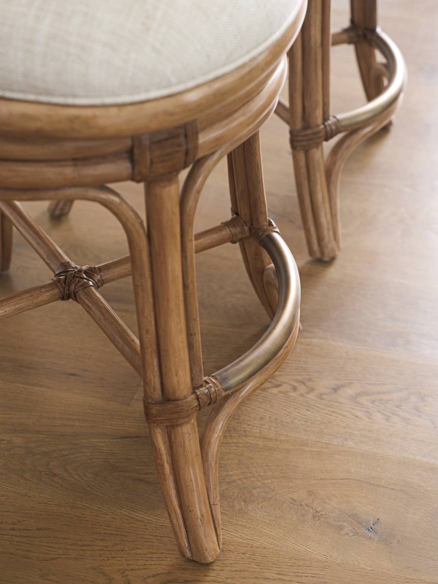 579-896-01 | Bay Harbour Swivel Bar Stool | Key Biscayne| Lexington