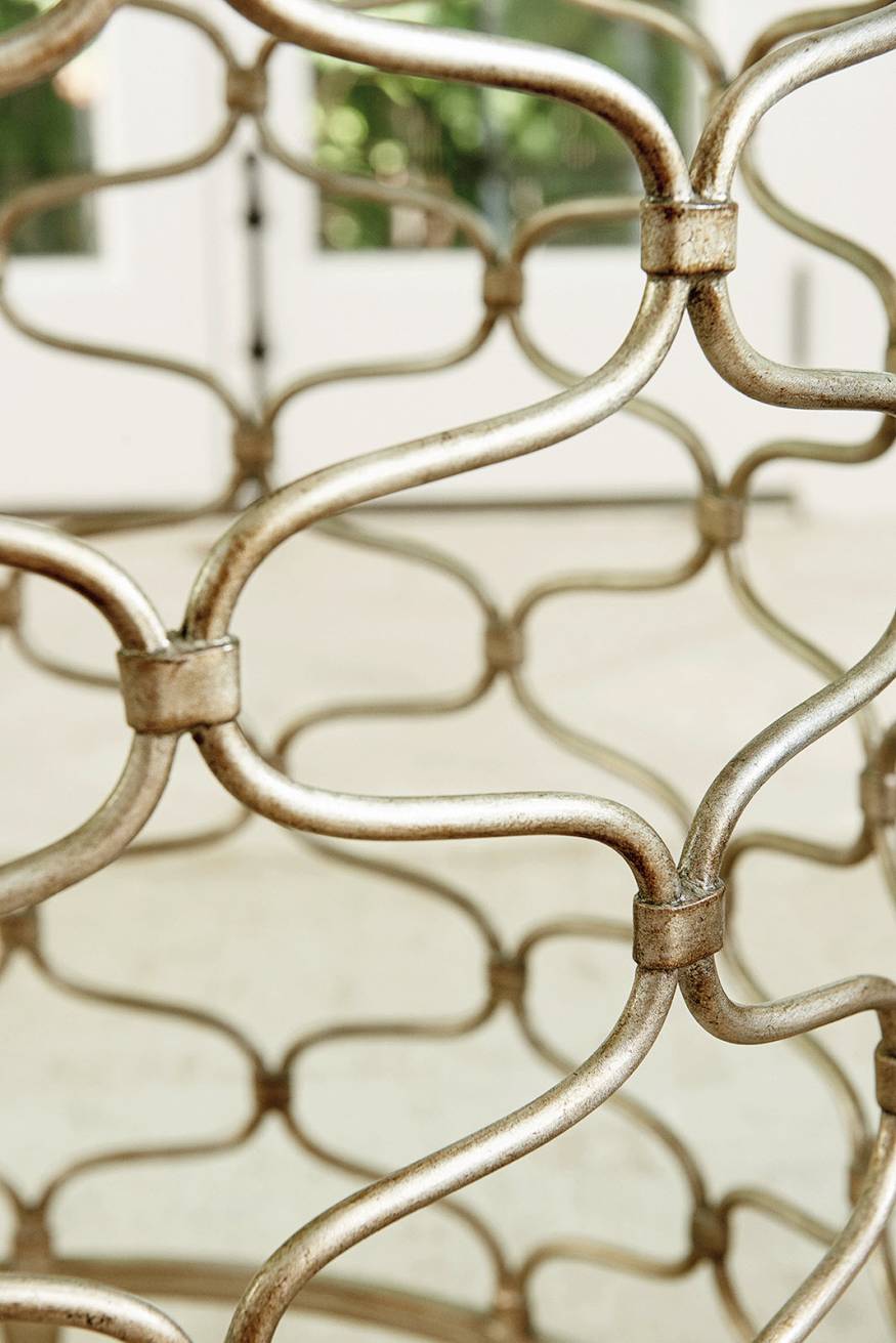 721-875-72C | Bollinger Round Dining Table With 72 Inch Glass Top